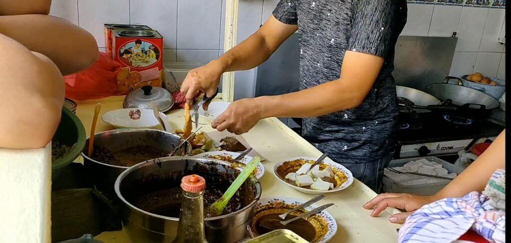 Tahu Lontong Lonceng, Menu Legendaris Malang yang Eksis hingga 86 Tahun ...