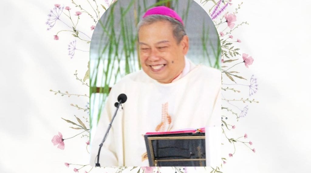 Umat Katolik Berduka, Uskup Surabaya Mgr Vincentius Sutikno Wisaksono ...