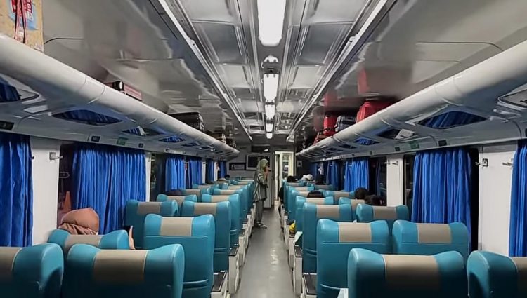 Jadi Favorit, Ini Jadwal Kereta Api Gumarang Rute Jakarta - Surabaya ...