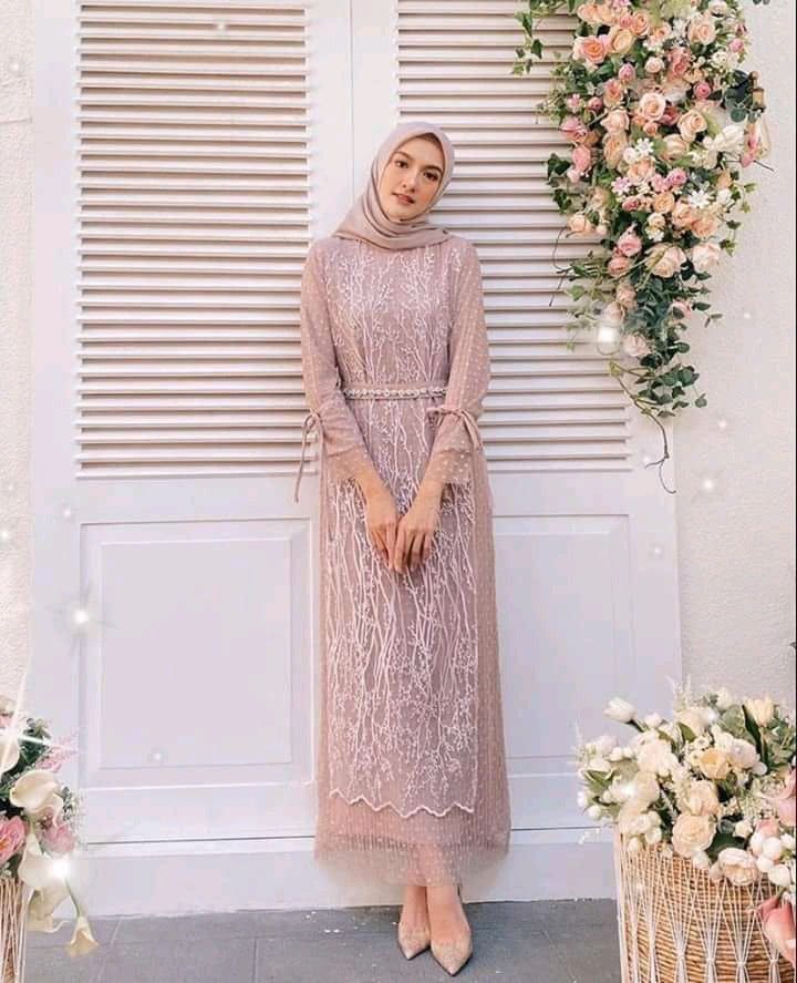 7 Model Gaun Bridesmaid Tampil Beda saat Temani Pengantin: Makin Pede ...