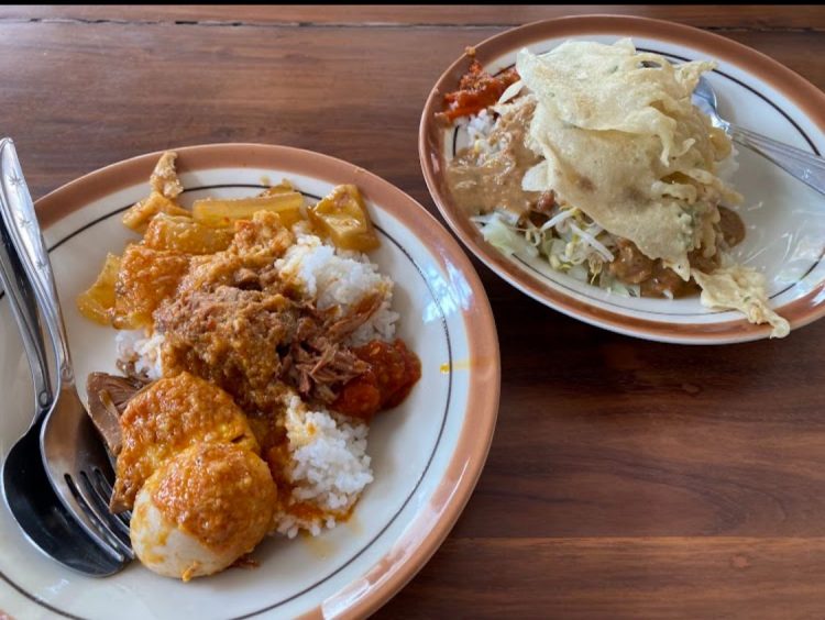 Rekomendasi 3 Destinasi Kuliner Khas Jember Wajib Dicoba - Tugu Jatim ID