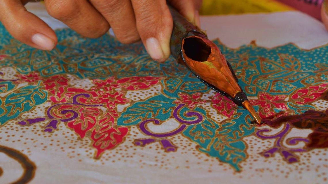 Menyelami Kekayaan Budaya Batik Jawa Timur: Lima Jenis Batik yang ...