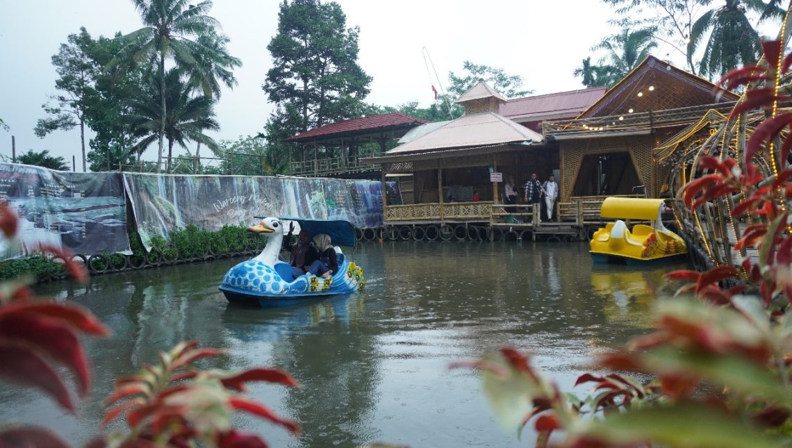 Rekomendasi Wisata Kuliner di Jember, Rasakan Sensasi Makan Bak di Tepi ...
