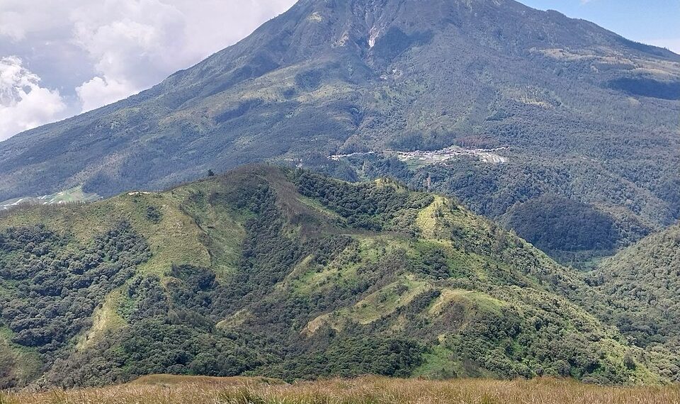 Jelajahi 5 Jalur Pendakian Gunung Lawu Paling Populer, Ini ...